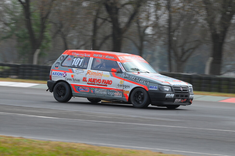 Tiempo de Motores Web – Felipe Rey lideró la Clase Uno